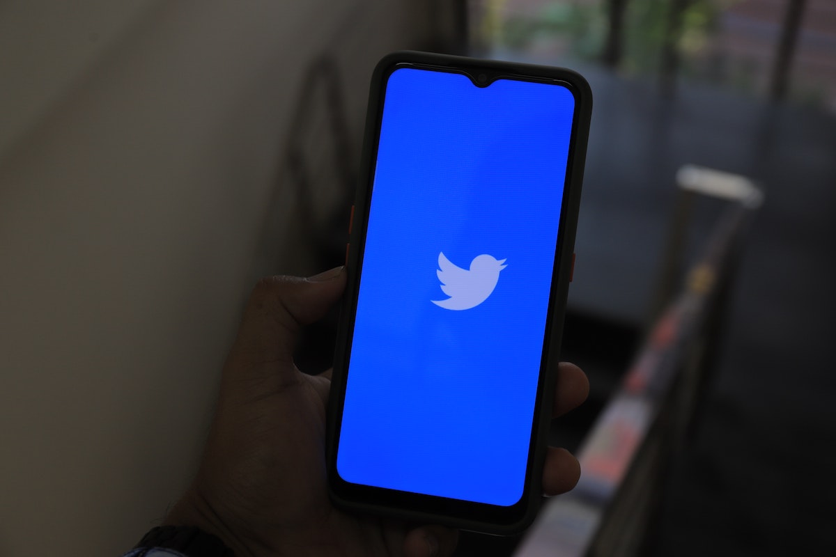 Why did Twitter rebrand as X? - Contentcustoms.com